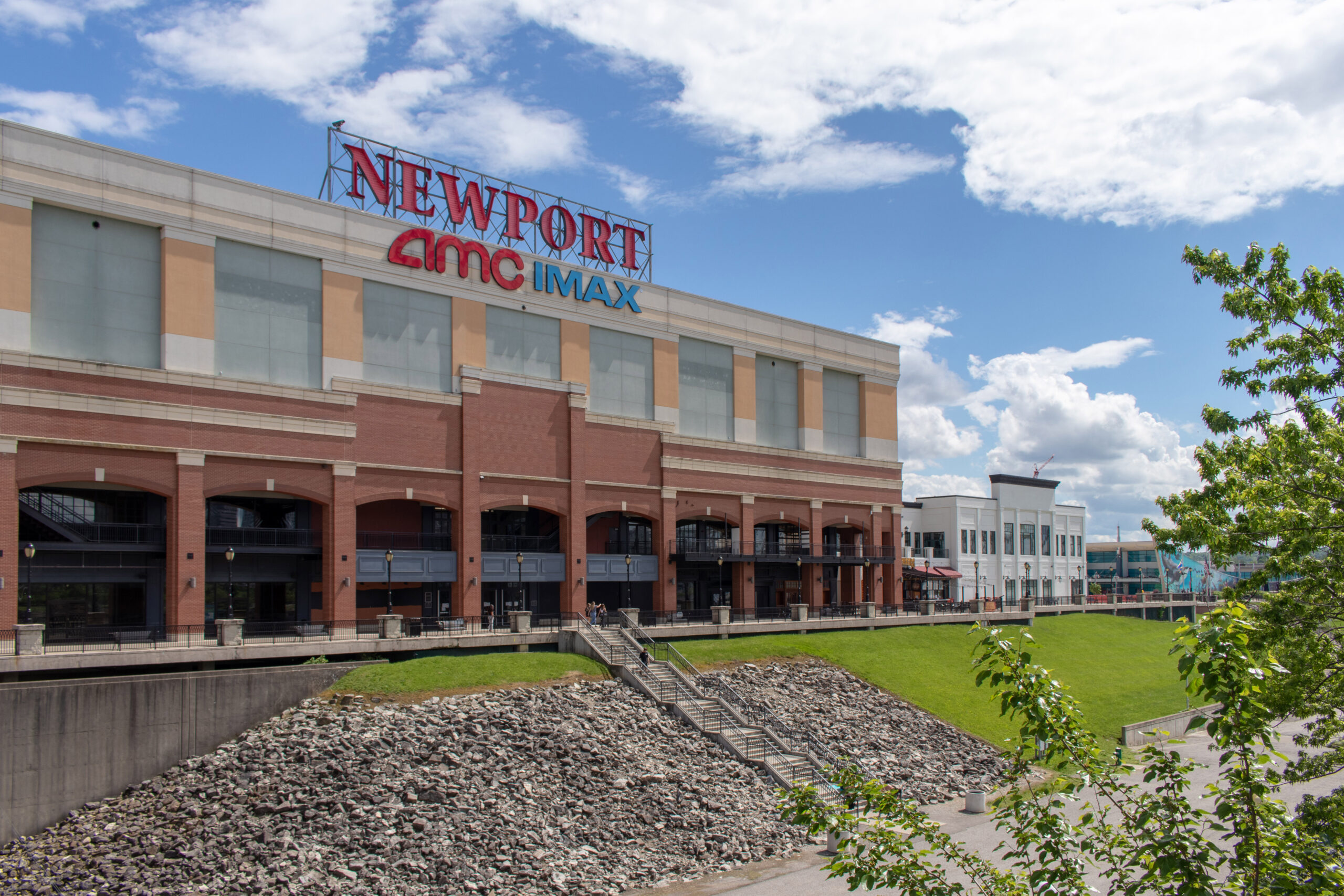 Newport on the Levee - KLH Engineers